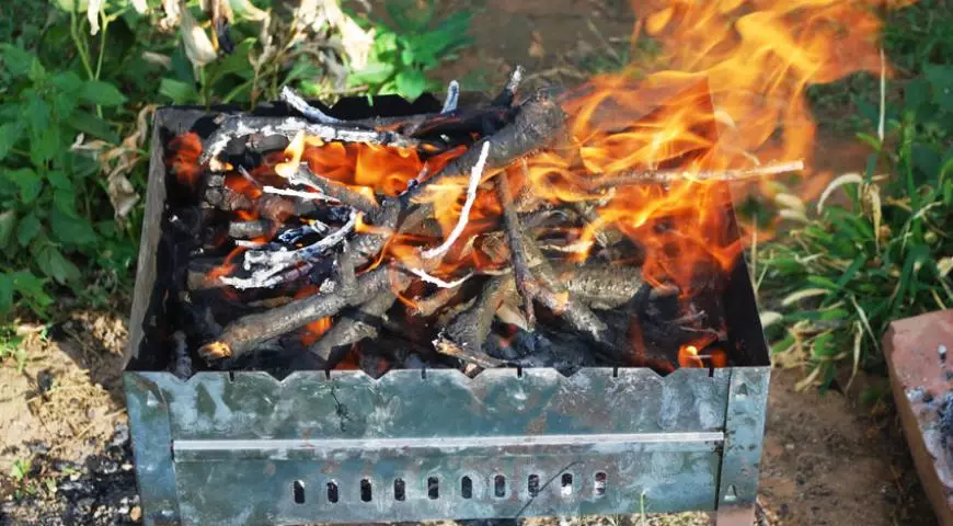 Paghahanda ng isang Manbon para sa Kebab.