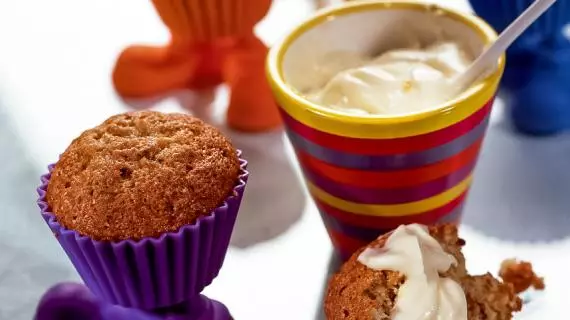 Tropiska cupcakes, steg-för-steg recept med foton