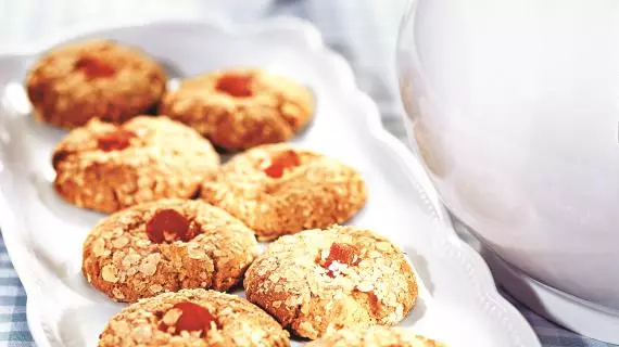 Cookies na may cuccats, step-by-step recipe na may mga larawan