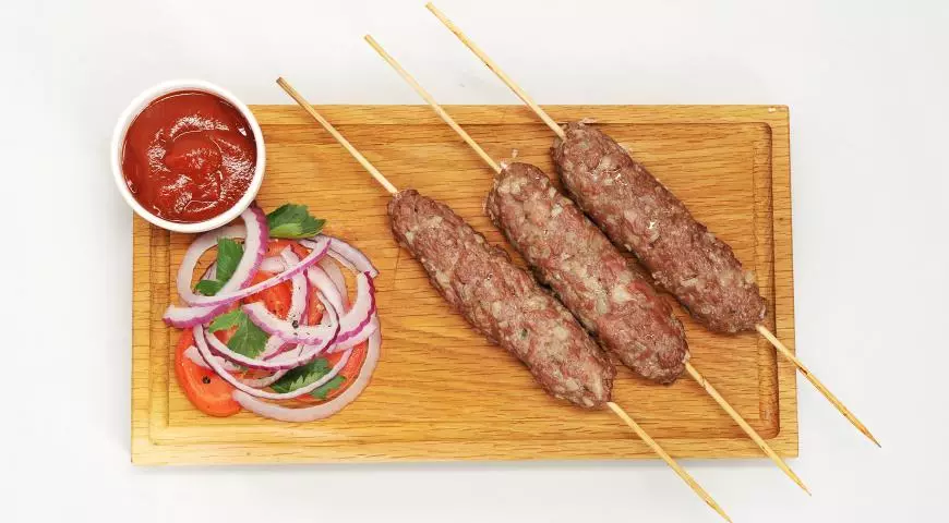 Lulle Kebab, чекор-по-чекор рецепт со фотографии