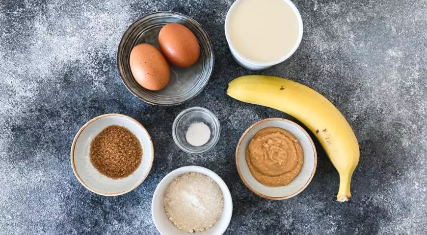 Bir reseptin hazırlanmasının şəkli: hindistan cevizi unundan gluten-pulsuz punky, 1 nömrəli addım