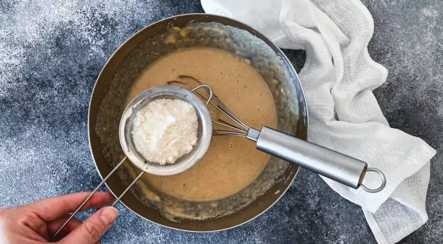 Foto van die voorbereiding van 'n resep: glutenvrye punky van klappermeel, stap nommer 8