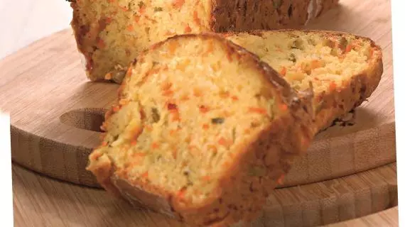 Pão com abóbora e cebola verde, receita passo a passo com fotos