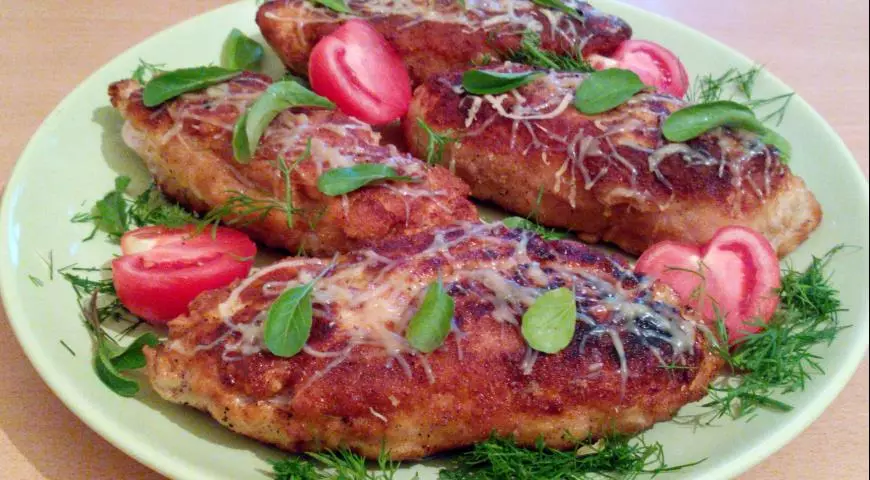 Cutlets ing Kiev karo keju, resep langkah-langkah kanthi foto