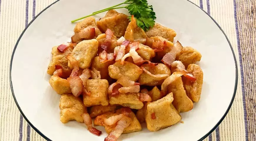 Gnocchi di semi di zucca.