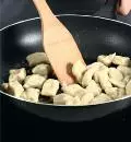 Stock Foto Cooking Recipe: Dumplings fra gresskarfrø, trinn nummer 3