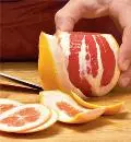 Stock Foto Kuiranta recepton: Salato de Artiŝokoj kun Salmo kaj Grapefruit, Paŝo Numero 1