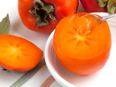 Rezepter mat Persimmen - Zalot mat Persimmon