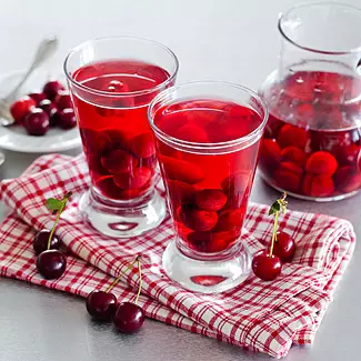 CHERRY COMPOTE ÎN MULTICOOKER