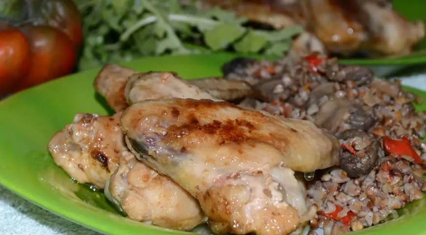 Buckwheat with chicken and mushrooms from a slow cooker