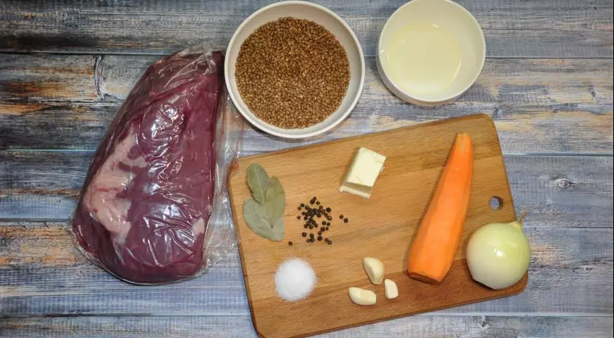 Ingredientes requeridos para cocinar al alforfón con carne de res