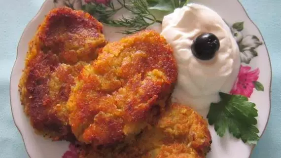 Зелени грашок cutlets и црвени леќа, чекор-по-чекор рецепт со фотографии