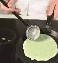 Daim duab ntawm kev npaj ntawm daim ntawv qhia: multicolored pancakes, qib 3