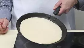 Photo Cooking Recipe: Pancakes na may sektor mula sa mga itlog at berdeng mga sibuyas, hakbang №4