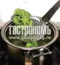 Stock foto kuka le toe kuka: Aai o le portidge ma Turkey ma Broccoli Fusi, Laasaga Numera 5