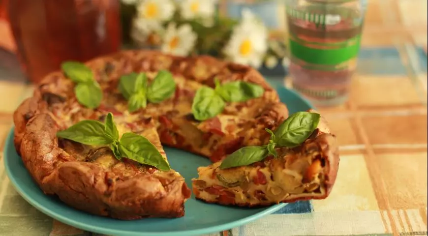 Cociñar Clafuti con verduras e salchichas de Praga