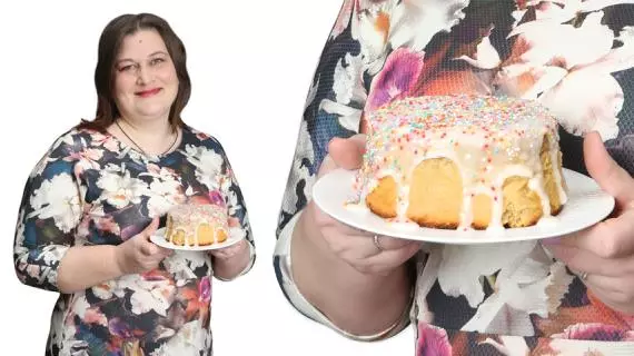 Kulich saka Oksana swan, resep langkah-langkah kanthi foto