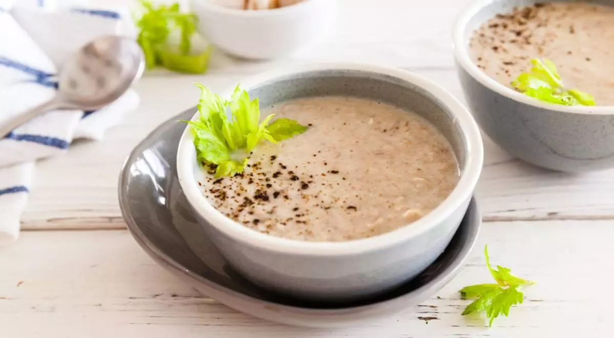 Hühnercremesuppe, Schritt-für-Schritt-Rezept mit Fotos