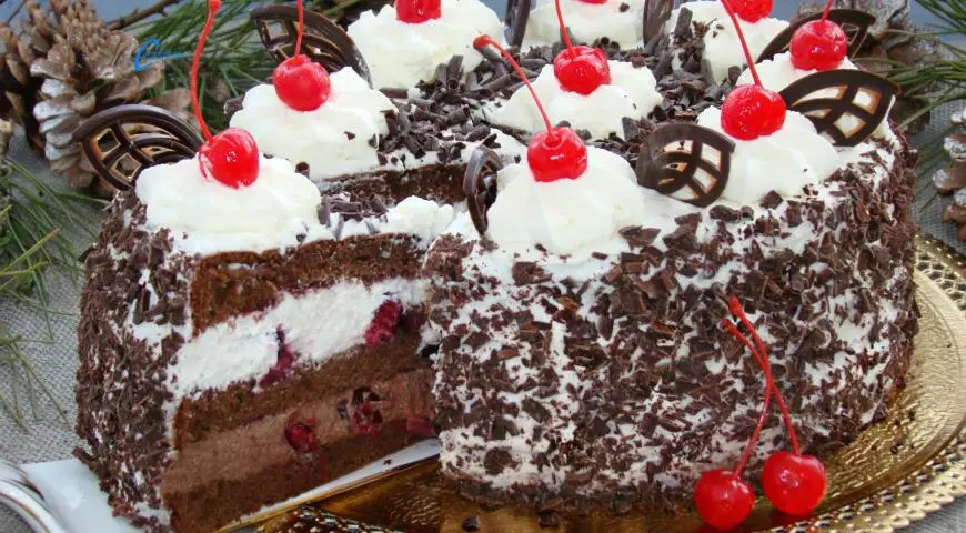 Schwarzvalian Cherry Cake retsept Black Forest