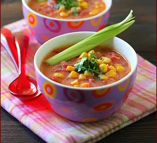 Beete-Corn-Suppe mit Kokosmilch, Schritt-für-Schritt-Rezept mit Fotos