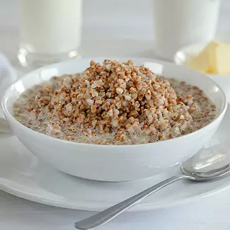 Buckwheat Susu Porridge ing Multipooker