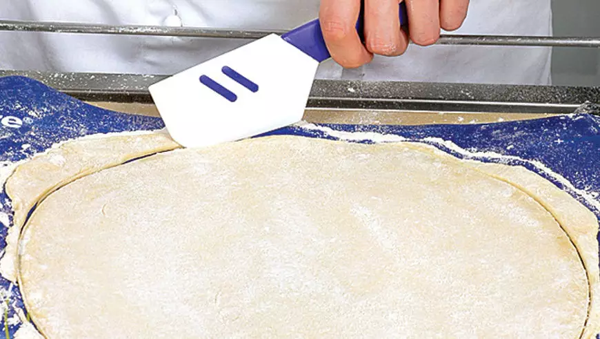 عکس دستور العمل پخت و پز: مارپیچی با مارمالاد، مرحله شماره 4