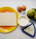 Ingredience pro přípravu otevřeného dortu s hruškami a dorem modrým sýrem