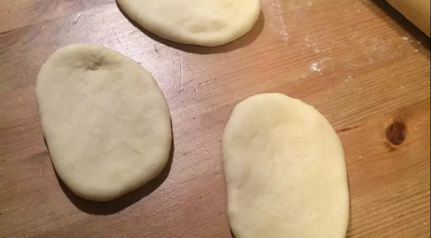 ជា dough សម្រាប់នំ