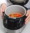 Stock Foto Cooking Recipe: Tomato Soup na may bakalaw sa isang mabagal na kusinilya, numero ng hakbang 5