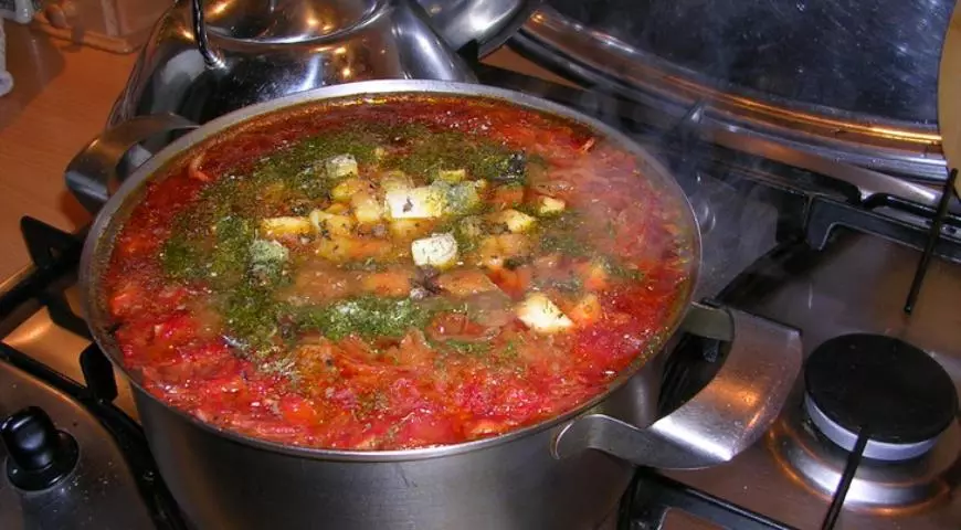 Vegetarian beet soup