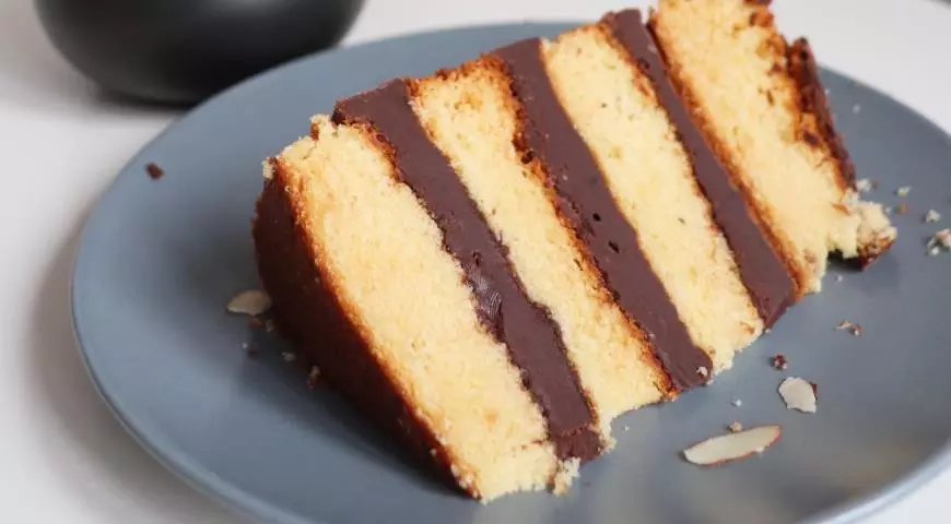 Oppskrift kjeks kake med sjokolade søt