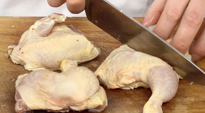 Saham Resep Memasak Foto: Ayam Musim Semi dengan Sayuran, Langkah Nomor 3