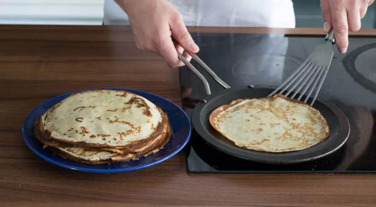 Panqueques con plátano, preparar panqueques.