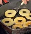 Stock Foto Cooking Recept: krompir Cassirole z jabolki in slanino, korak številka 2