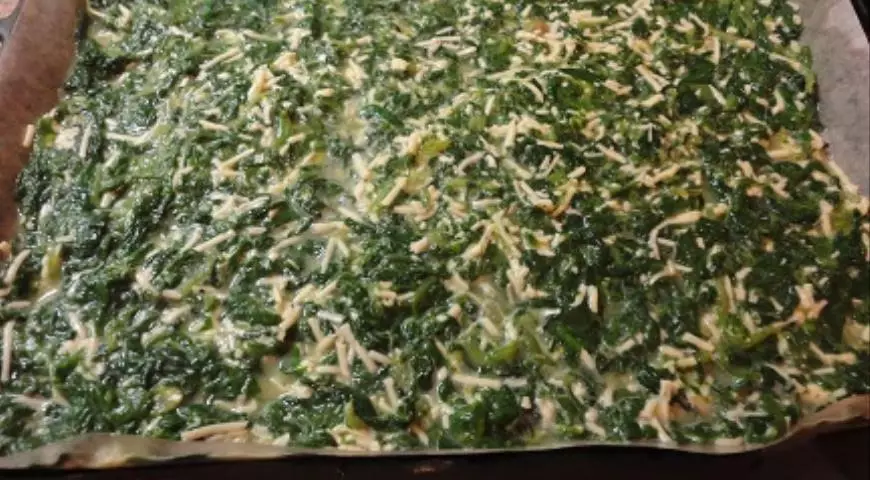Foto receptu na varenie: Roll s lososom a zeleným, krokom číslo 1