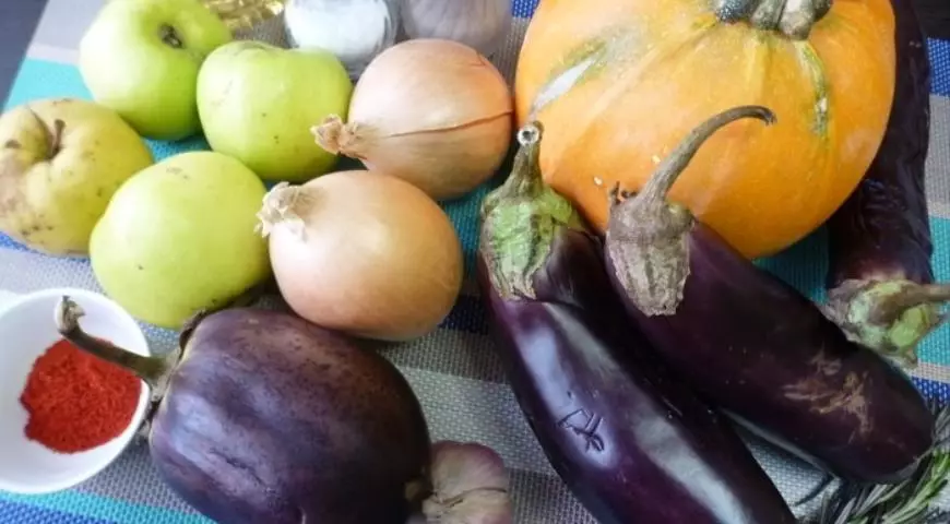 Recipe Recipe: eggplant cavilant le mokopu oa purugal, nomoro ea mohato 1