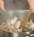 Stockfoto Koken recept: plantaardige braadpan met oesters, stap nummer 2