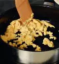 Stock Foto Cooking Recipe: Rice stekt med egg, trinn nummer 2