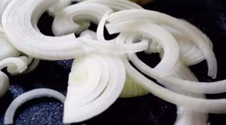 Rings onion cut