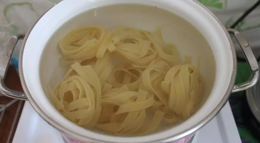 Kuhanje tjestenine Fettuccin 6-7 minuta