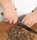 Recette de cuisson photo: boulettes avec chou, champignons et cracker, étape numéro 1
