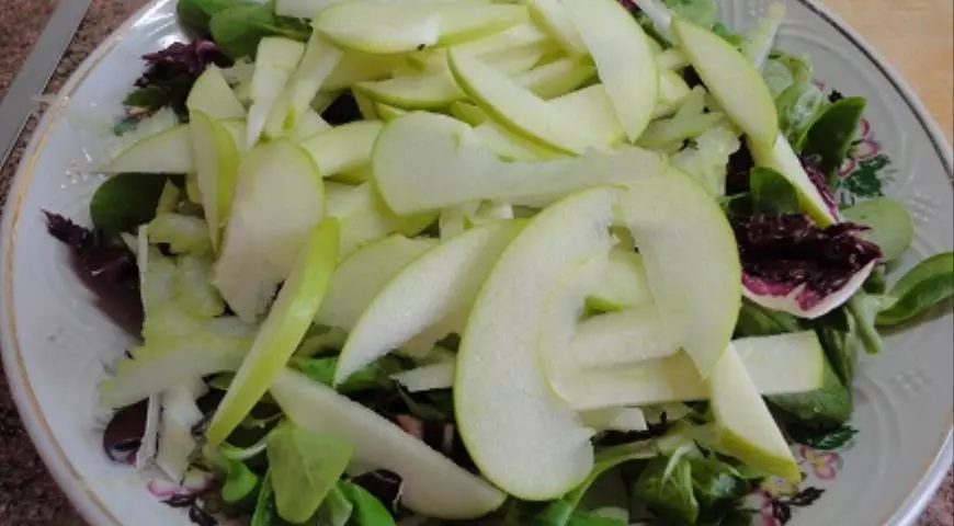 Nuotraukų virimo receptas: žalia vitamino salotos, žingsnis Nr. 3
