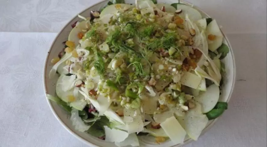 Foto bişirmə resepti: yaşıl vitamin salatı, 5 nömrəli addım