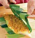 Фото приготування страви: Пікша, запечена в листі цибулі-порею, крок №2