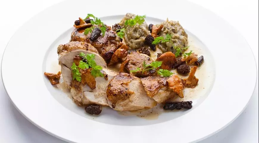 Chicken with Forest Mushrooms and Air Potatoes with Truffles