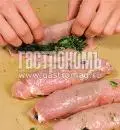 Stok Foto Memasak Resipi: Pork Rolls With Greens, Langkah Nombor 2