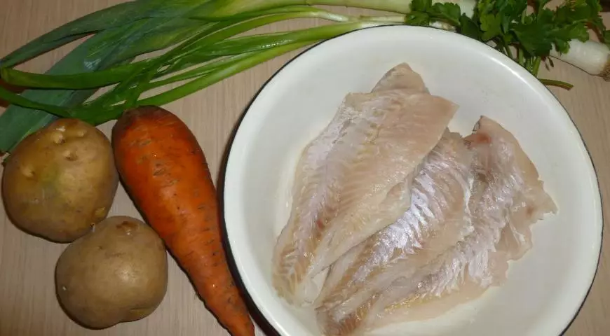 Preparare gli ingredienti necessari per la zuppa