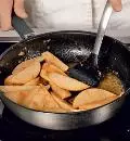 Mufananidzo wekubika recipe: pancake ne caramel pears, nhanho nhamba 2