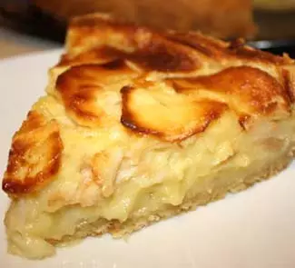 Préparer la tarte aux pommes Tsvetaevsky