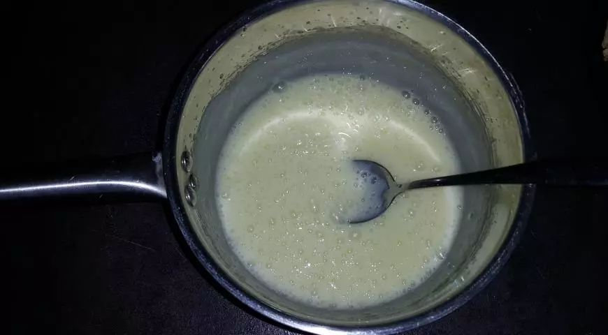 Cociñar unha crema para pelexar